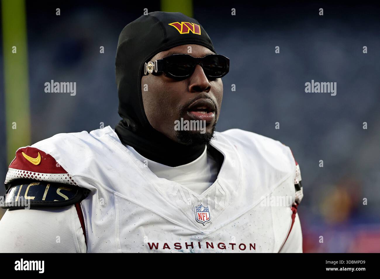 Washington Commanders defensive tackle Javon Kinlaw (99) runs off the ...