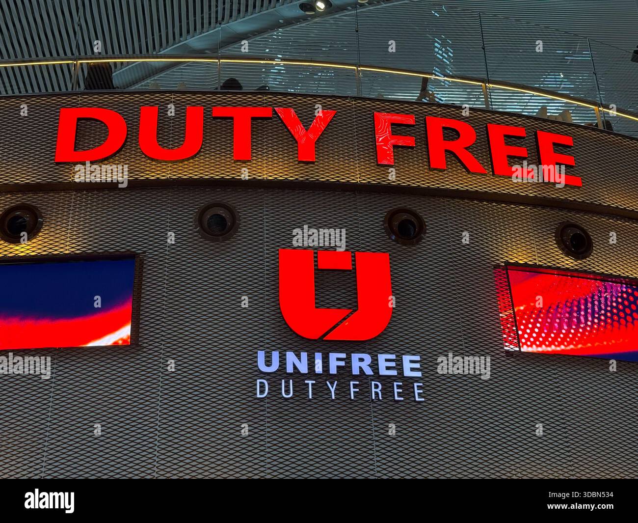 ISTANBUL, TURKEY - AUGUST 3, 2025: Wide view of Unifree duty free ...