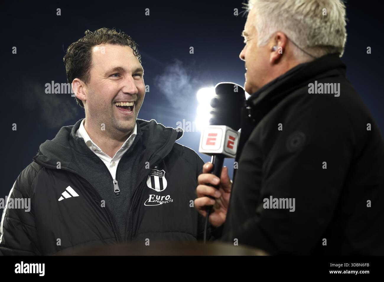 ROTTERDAM - Excelsior Maassluis coach Geert-Arend Roorda before the ...