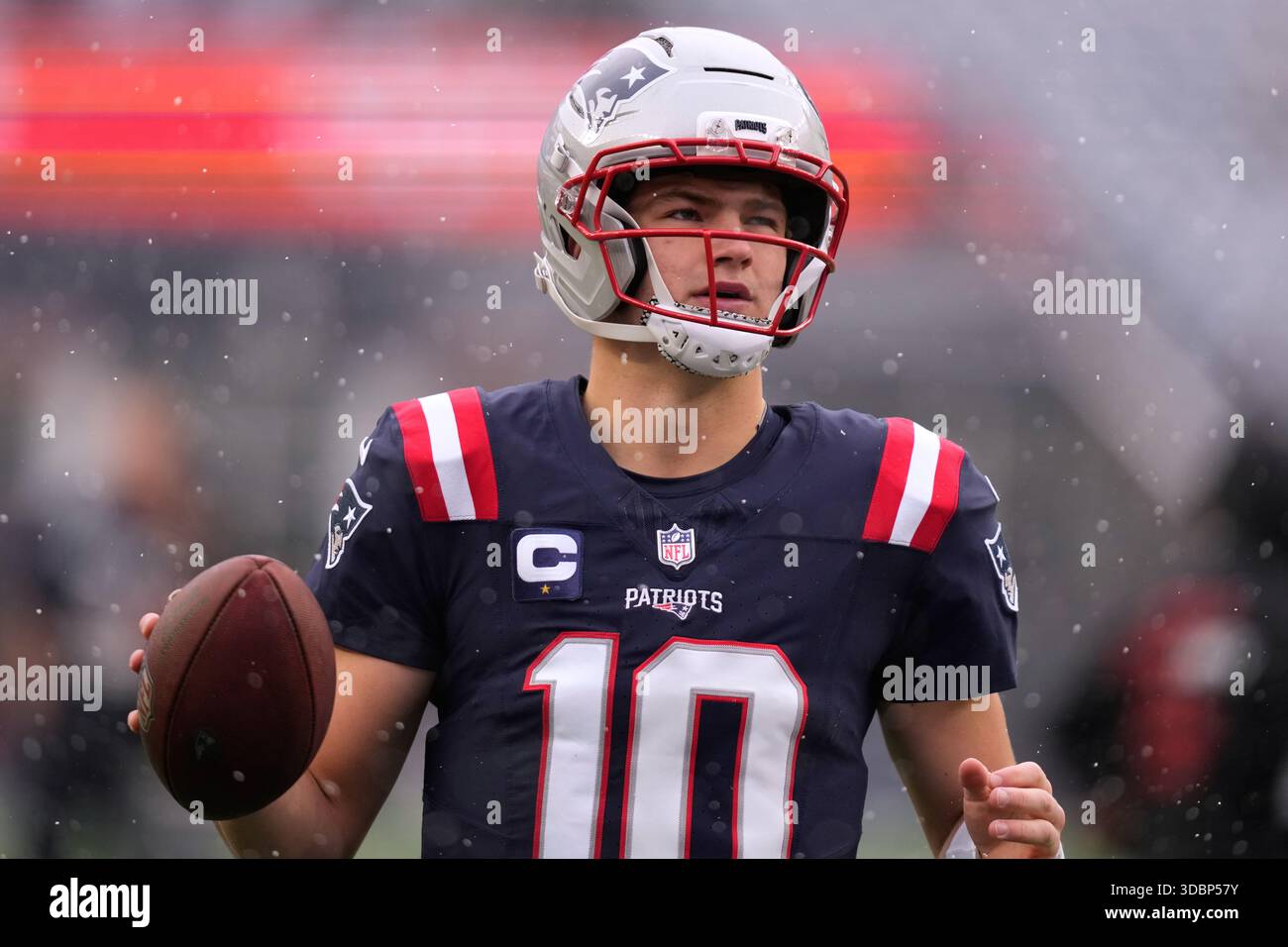 New England Patriots quarterback Drake Maye (10) prior to an NFL ...