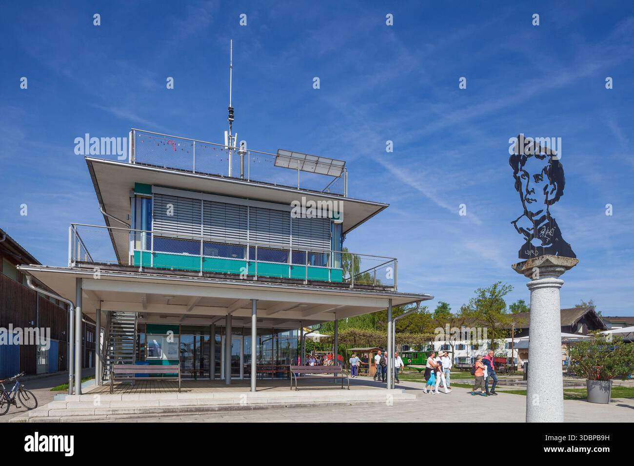 Viewing platform and monument to king ludwig ii of bavaria hi-res stock ...