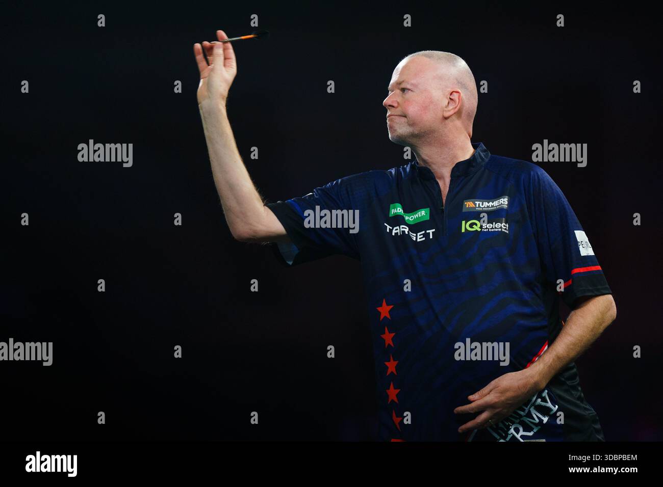 Raymond van Barneveld during the match between Raymond van Barneveld ...