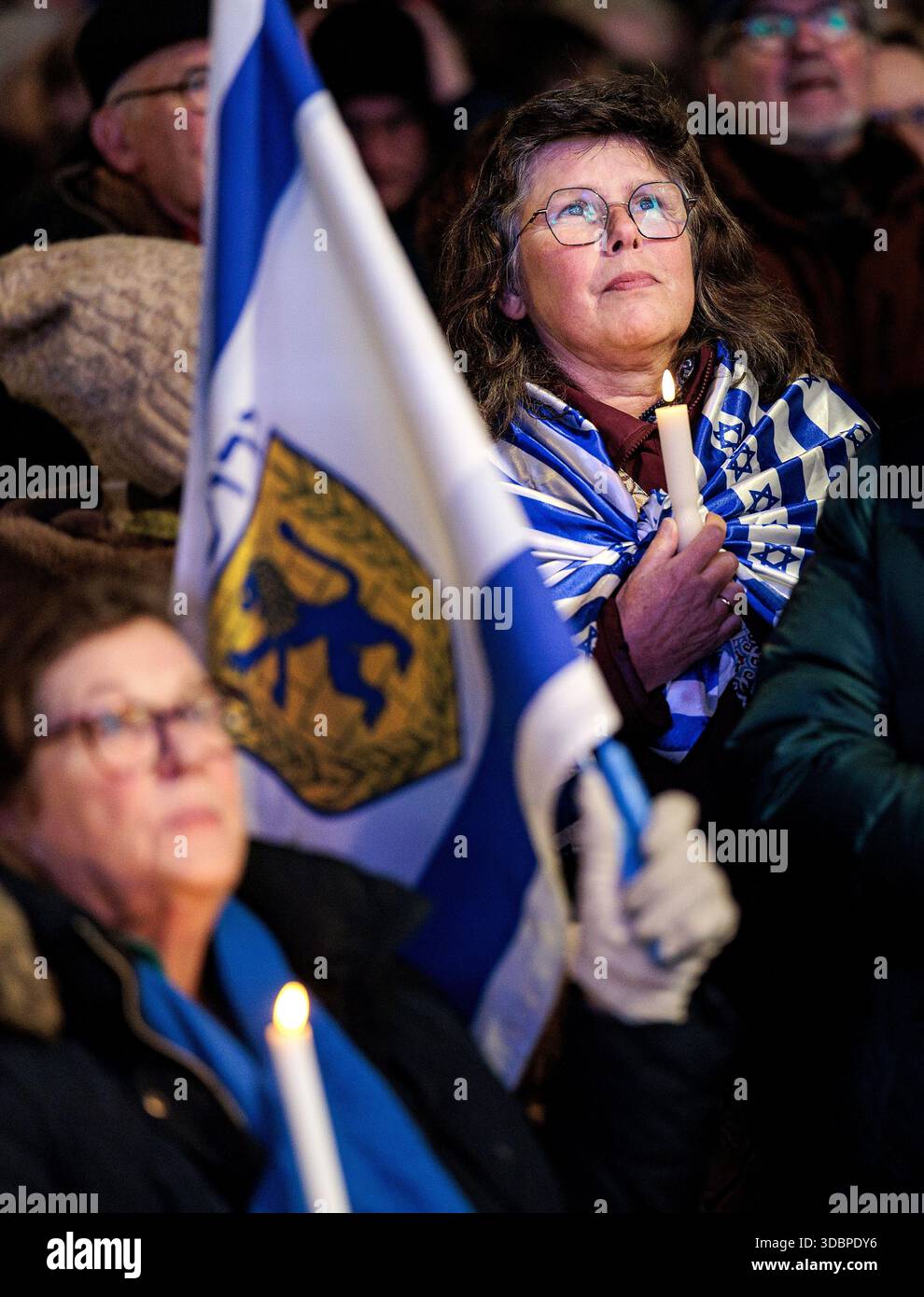 AMSTERDAM – An Israel demonstration on Dam Square. ANP RAMON VAN FLYMEN ...