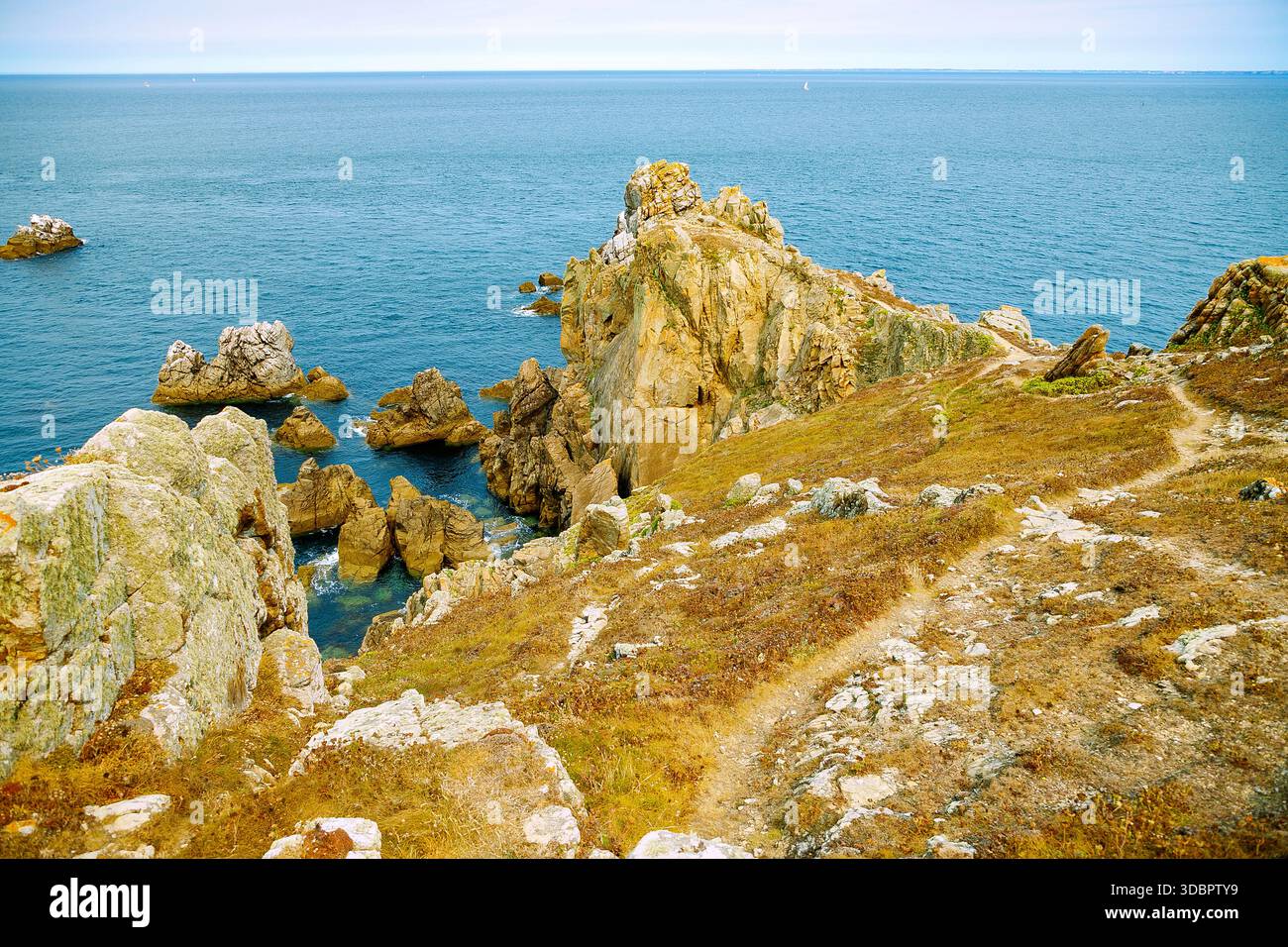 Pointe du Van rocky cape at Cap-Sizun, Finistere, Brittany, France ...