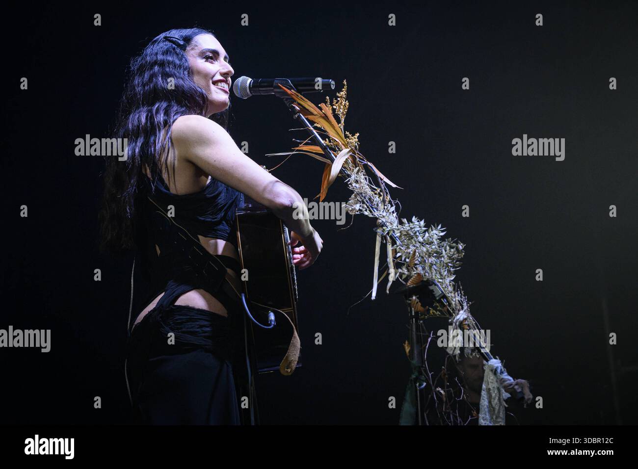 Music Concert - La NINA - Furesta Europa Tour The Neapolitan female ...
