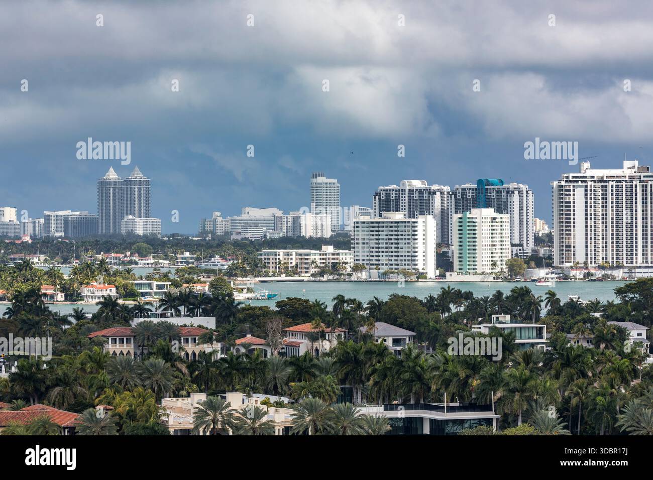 View from the cruise ship to the Star Islands of Miami, behind Miami ...