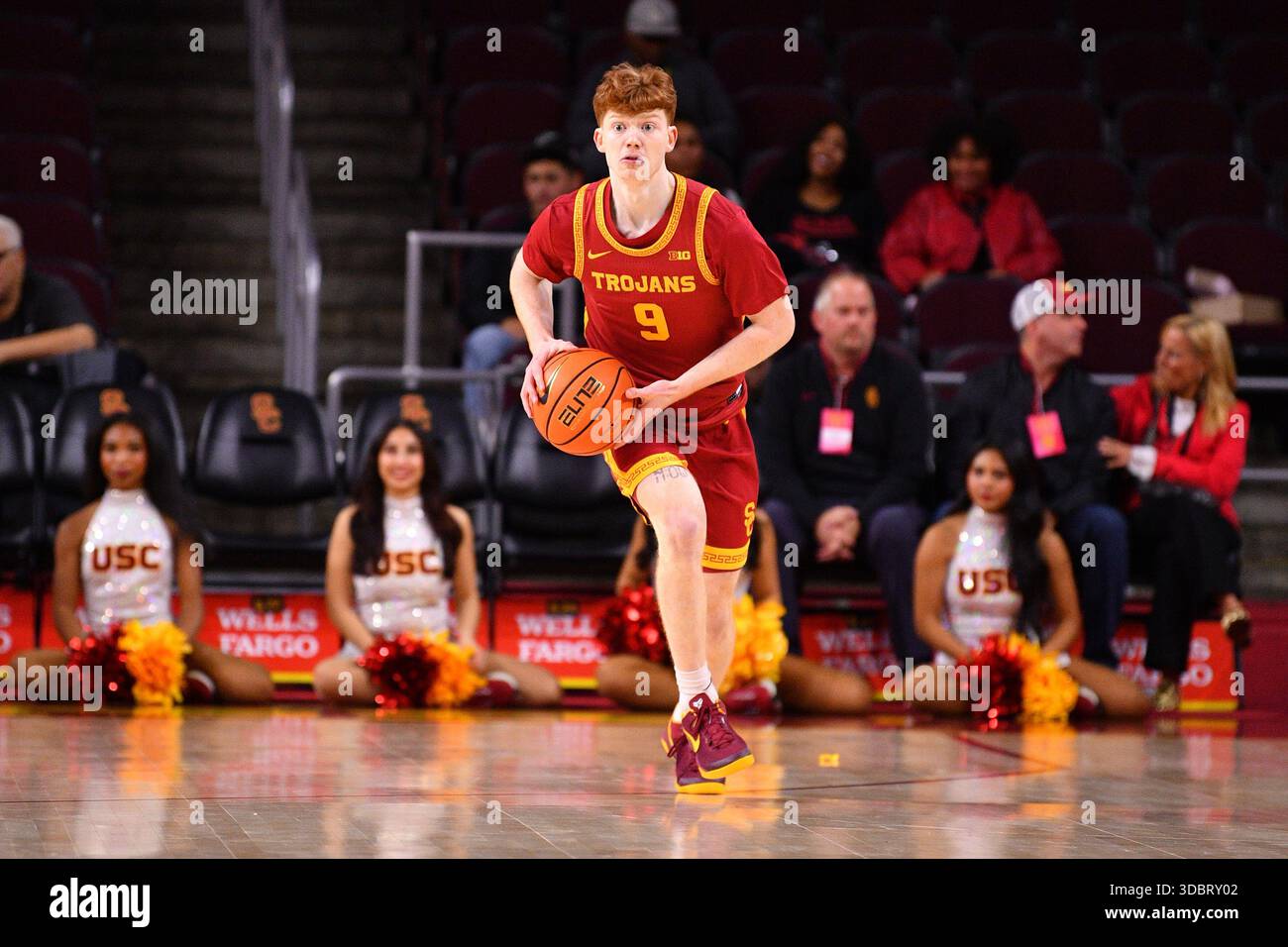 LOS ANGELES, CA - DECEMBER 17: USC Trojans guard Ryan Cornish (9) makes ...