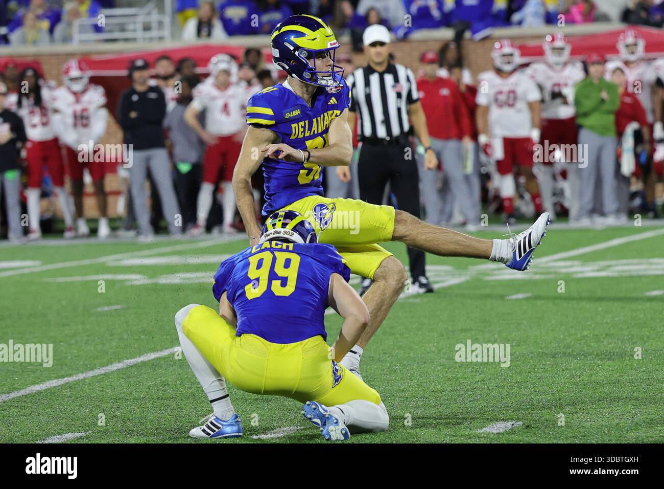 Dec 17, 2025: Delaware Blue Hens place kicker Nate Reed (91) kicks a ...