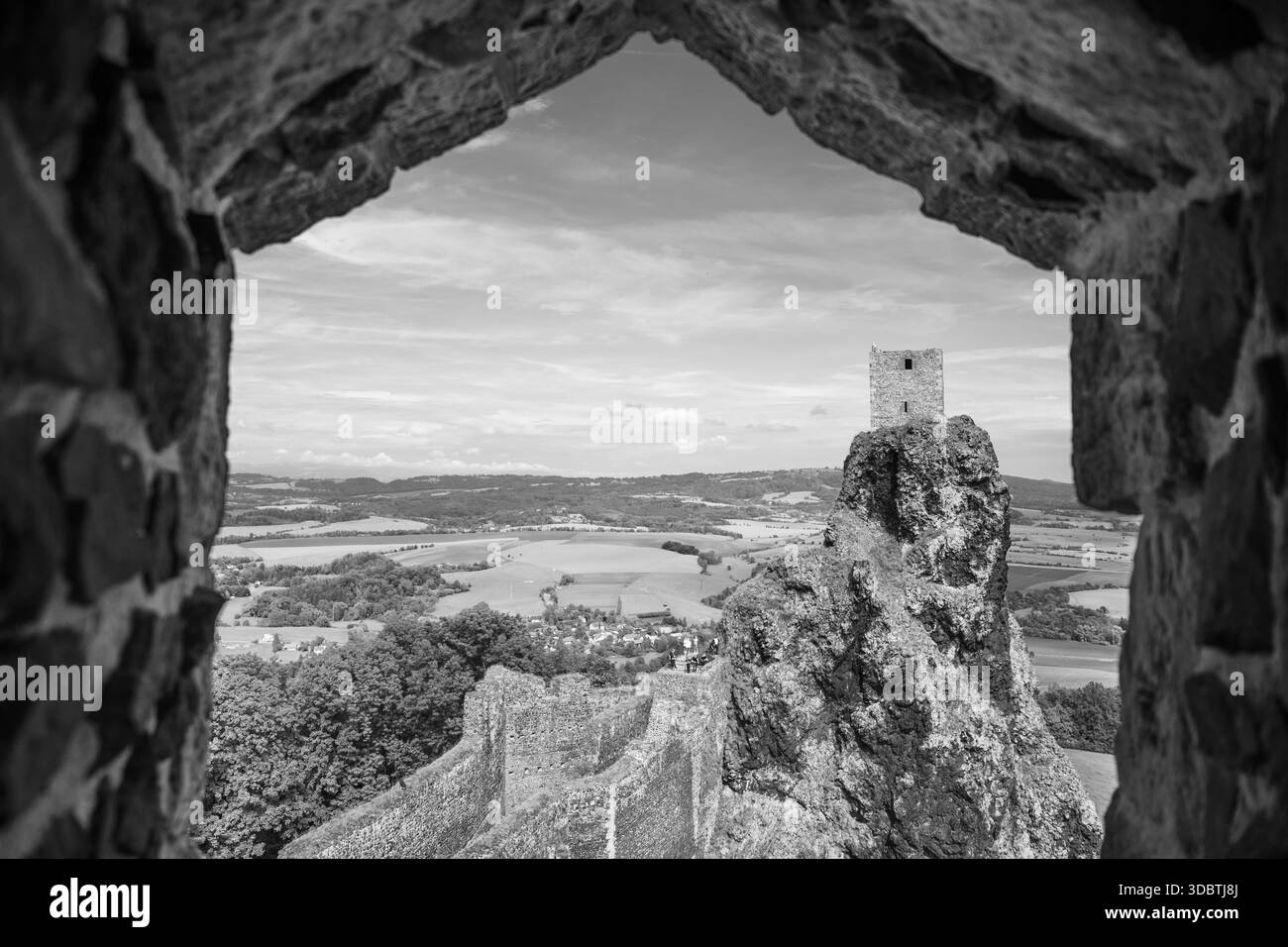 Landscape architecture ruins in Black and White Stock Photos & Images ...
