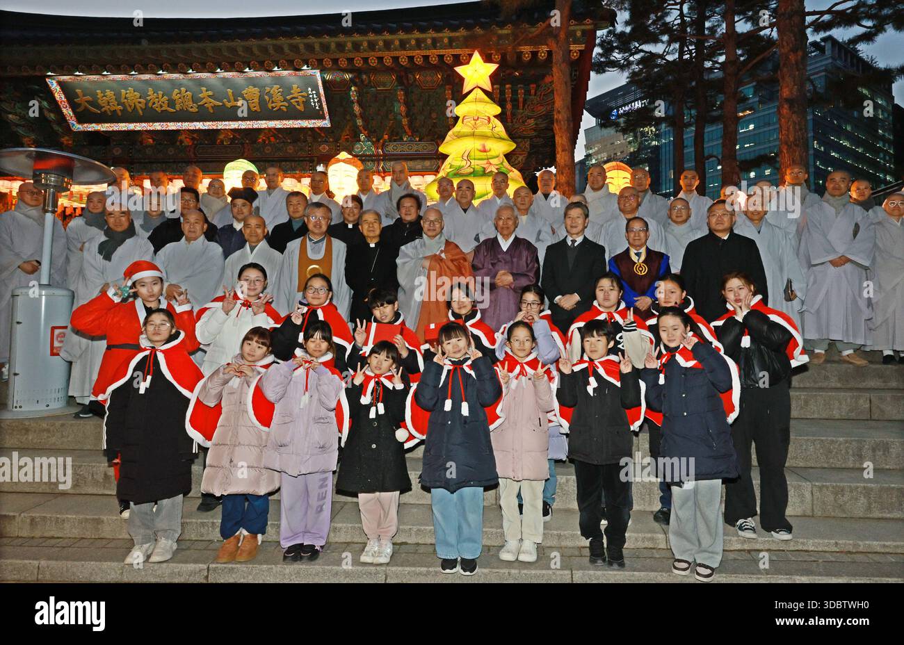 Christmas tree lit at Buddhist temple Buddhist monks, Christian leaders ...