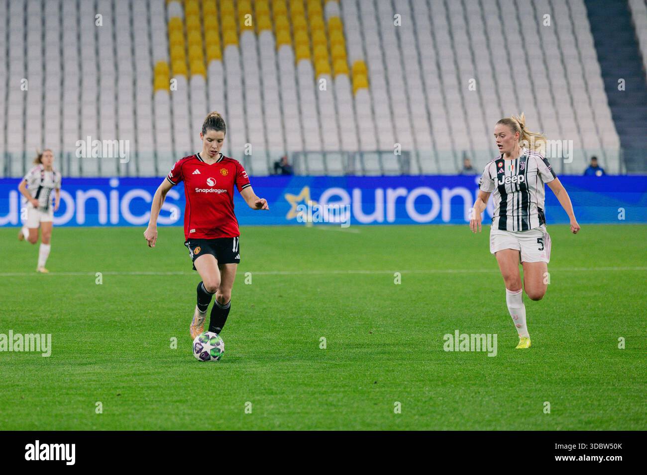 Dominique janssen manchester united hi-res stock photography and images ...