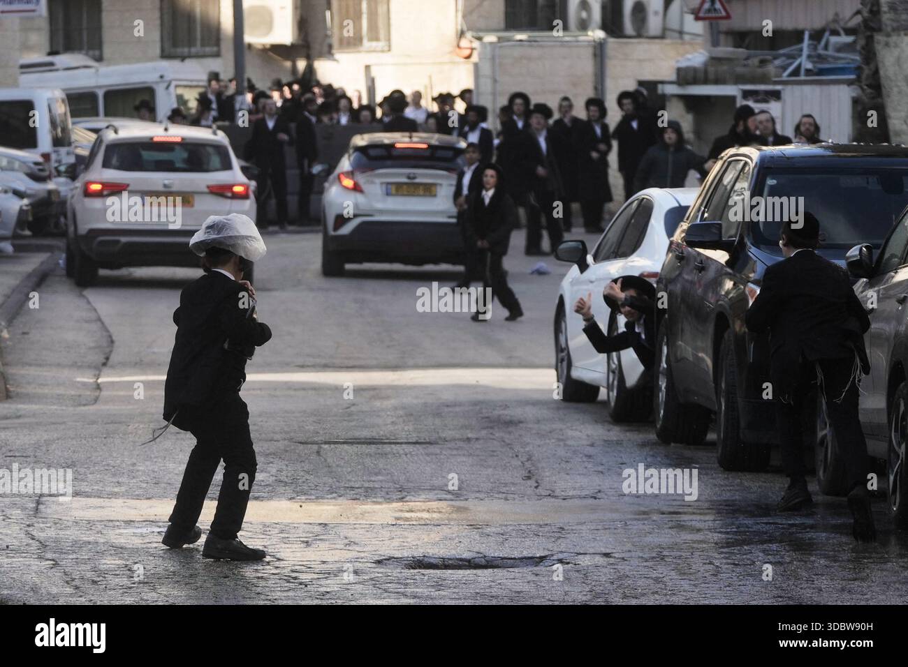 Ultra Orthodox protesters clash with Israeli police during a violent ...