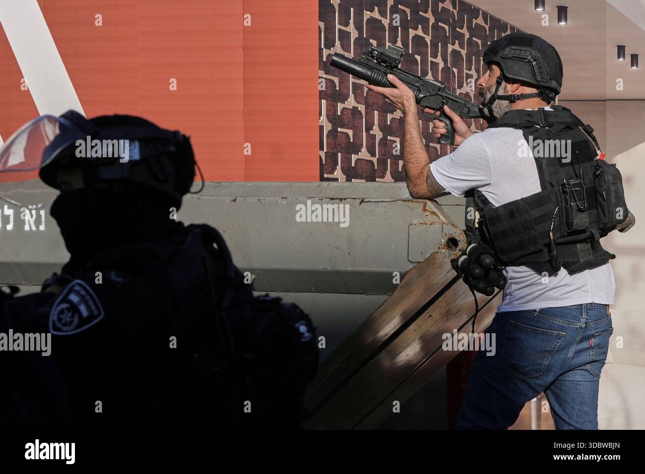 Israeli police officers work to restore order during a violent ...