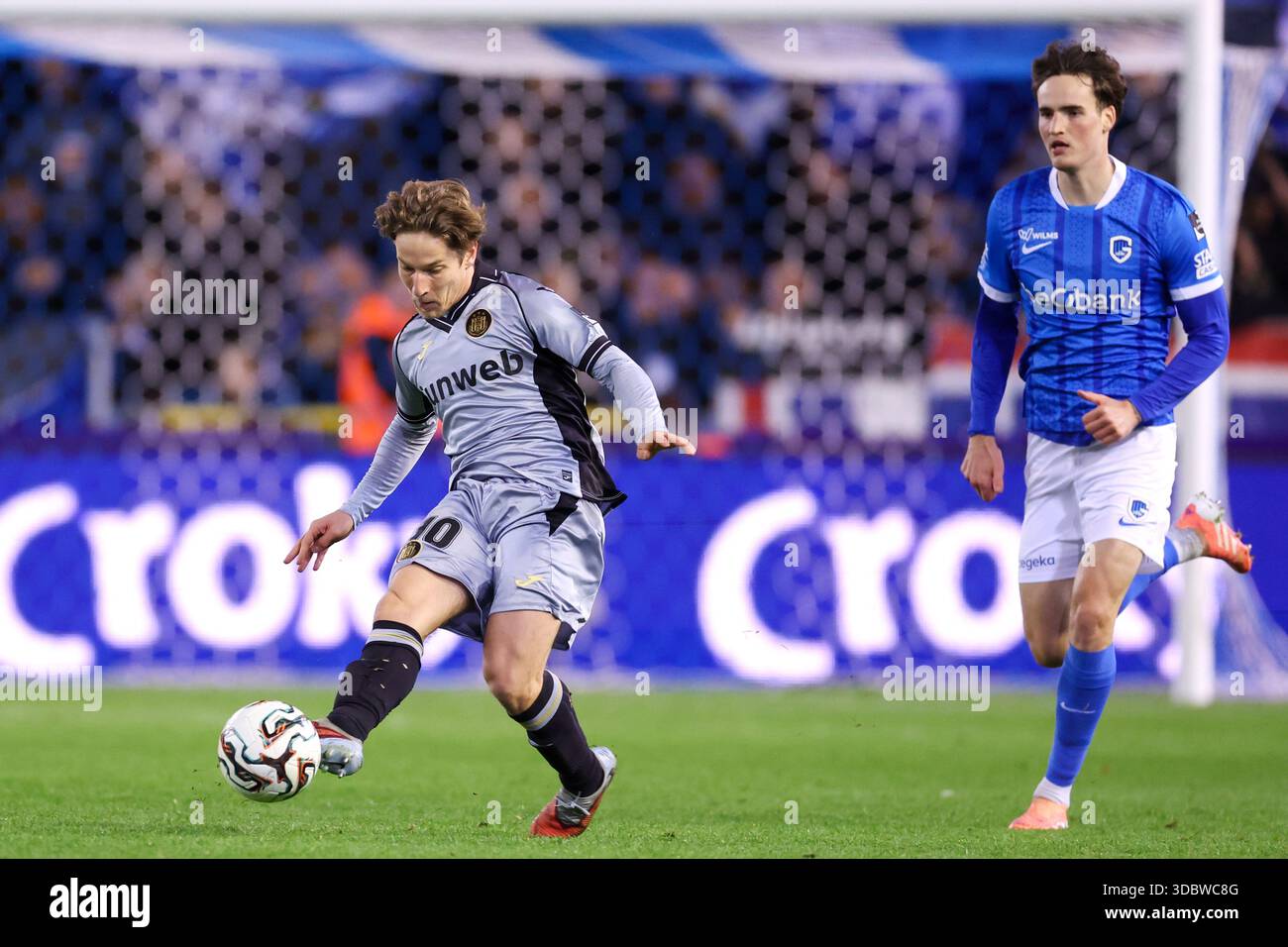 GENK, BELGIUM - DECEMBER 4: Yari Verschaeren of RSC Anderlecht in ...