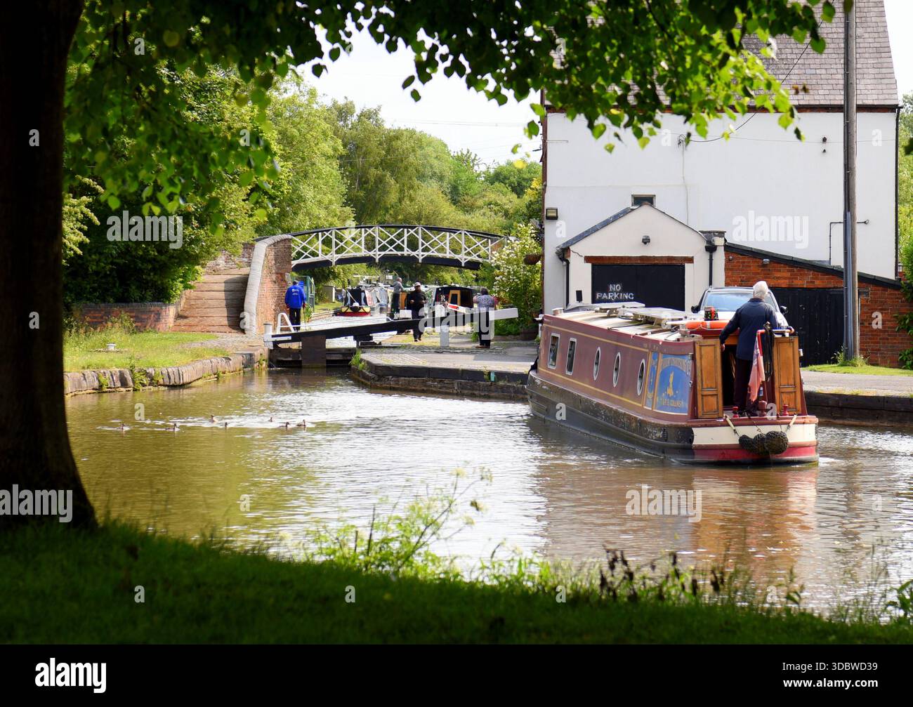 Canal boat on coventry canal hi-res stock photography and images - Alamy