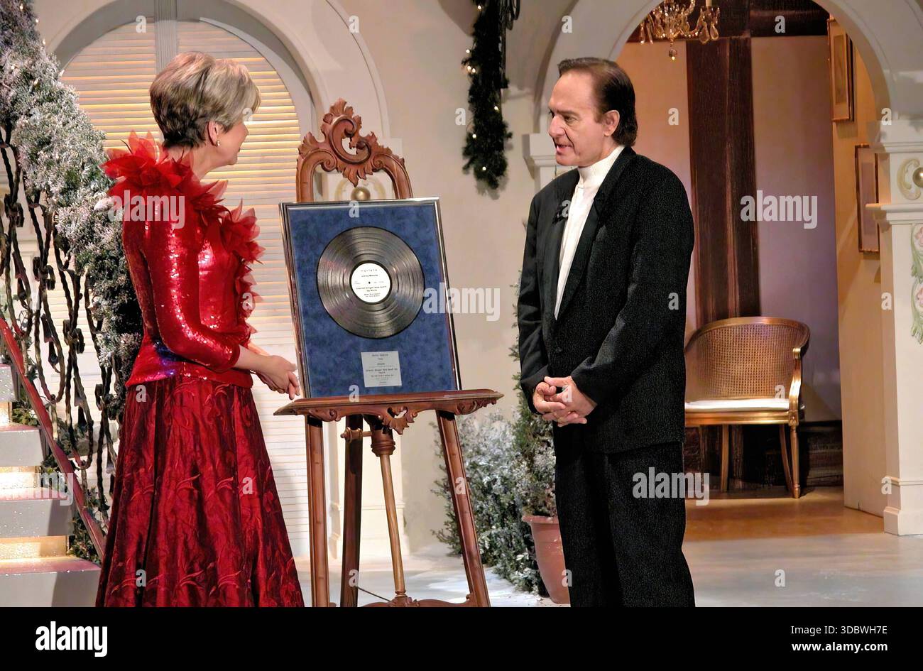 ARCHIV: Carolin Reiber Moderatorin Carolin Reiber mit Jimmy Makulis ...