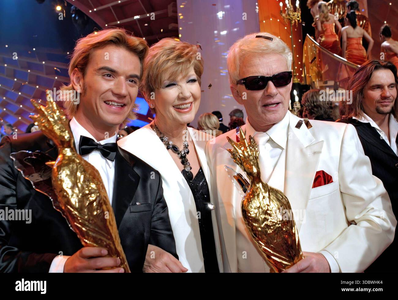 ARCHIV: Carolin Reiber Moderatorin Carolin Reiber mit Heino Kramm und ...