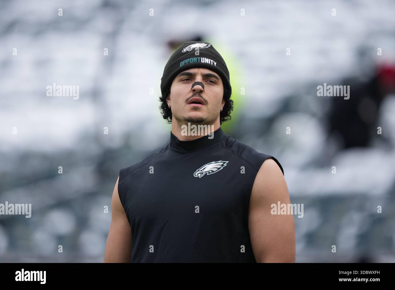 Philadelphia Eagles' Jaelan Phillips warms up before an NFL football ...