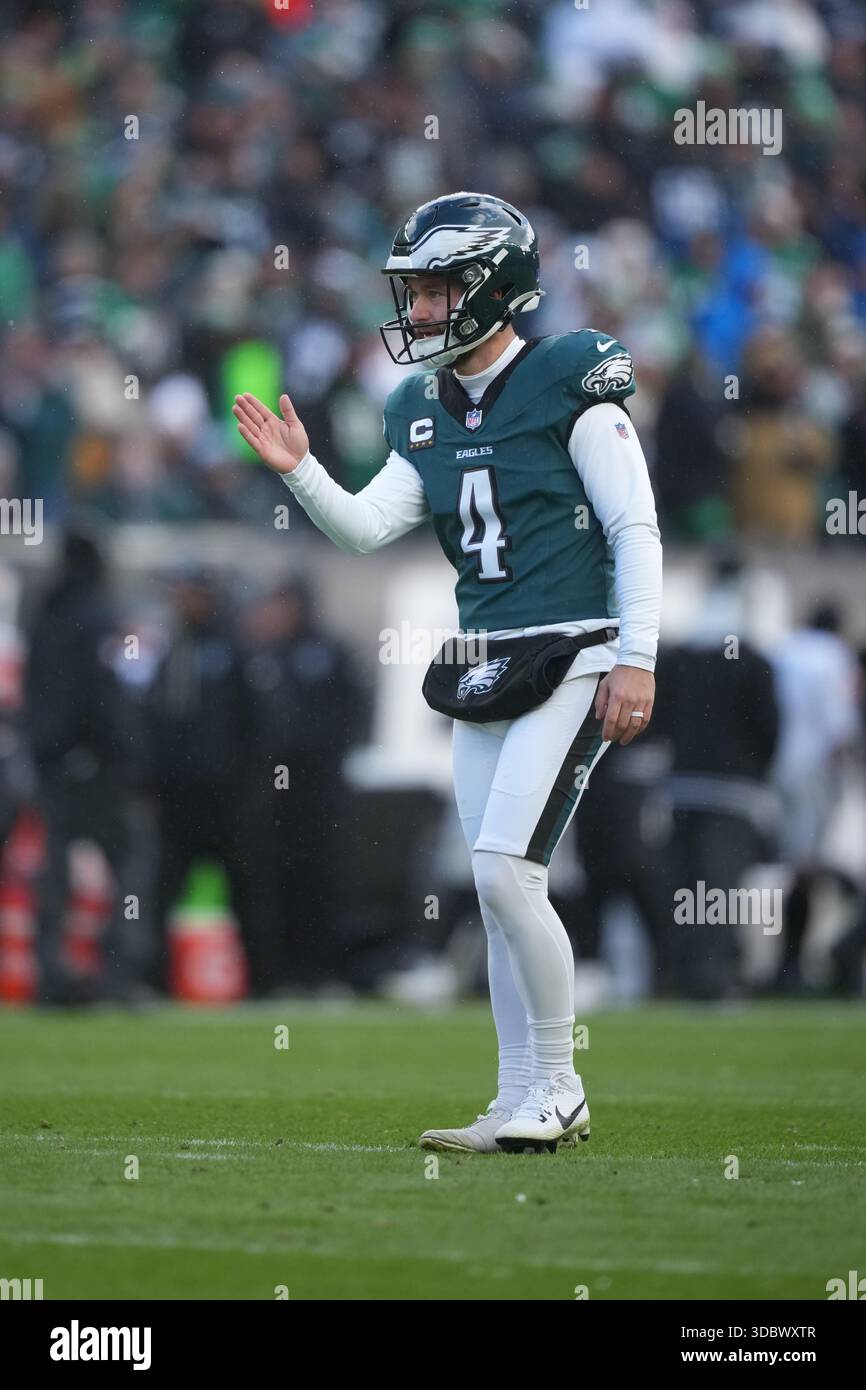 Philadelphia Eagles' Jake Elliott plays during an NFL football game ...