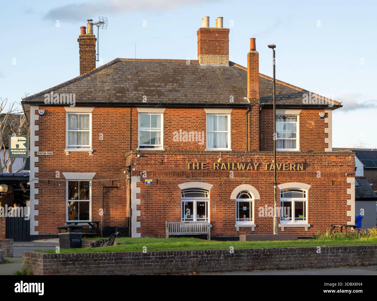 The Railway Tavern - public house - Station Road, Brightlingsea ...