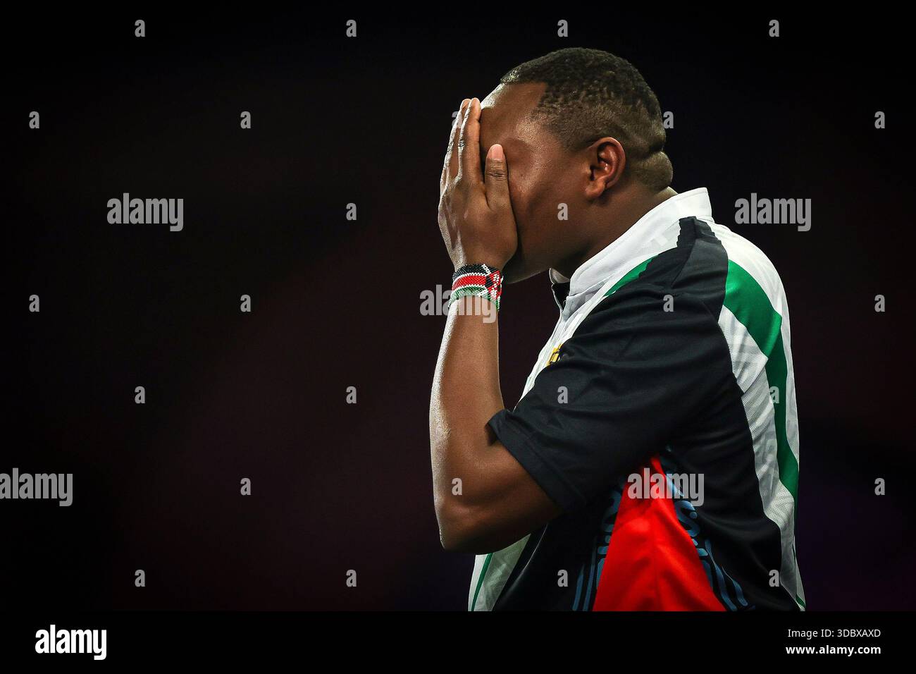 David munyua darts hi-res stock photography and images - Alamy