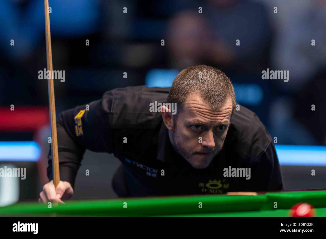 Edinburgh, Scotland. 18 December 2025. Mark Allen during the Betvictor ...