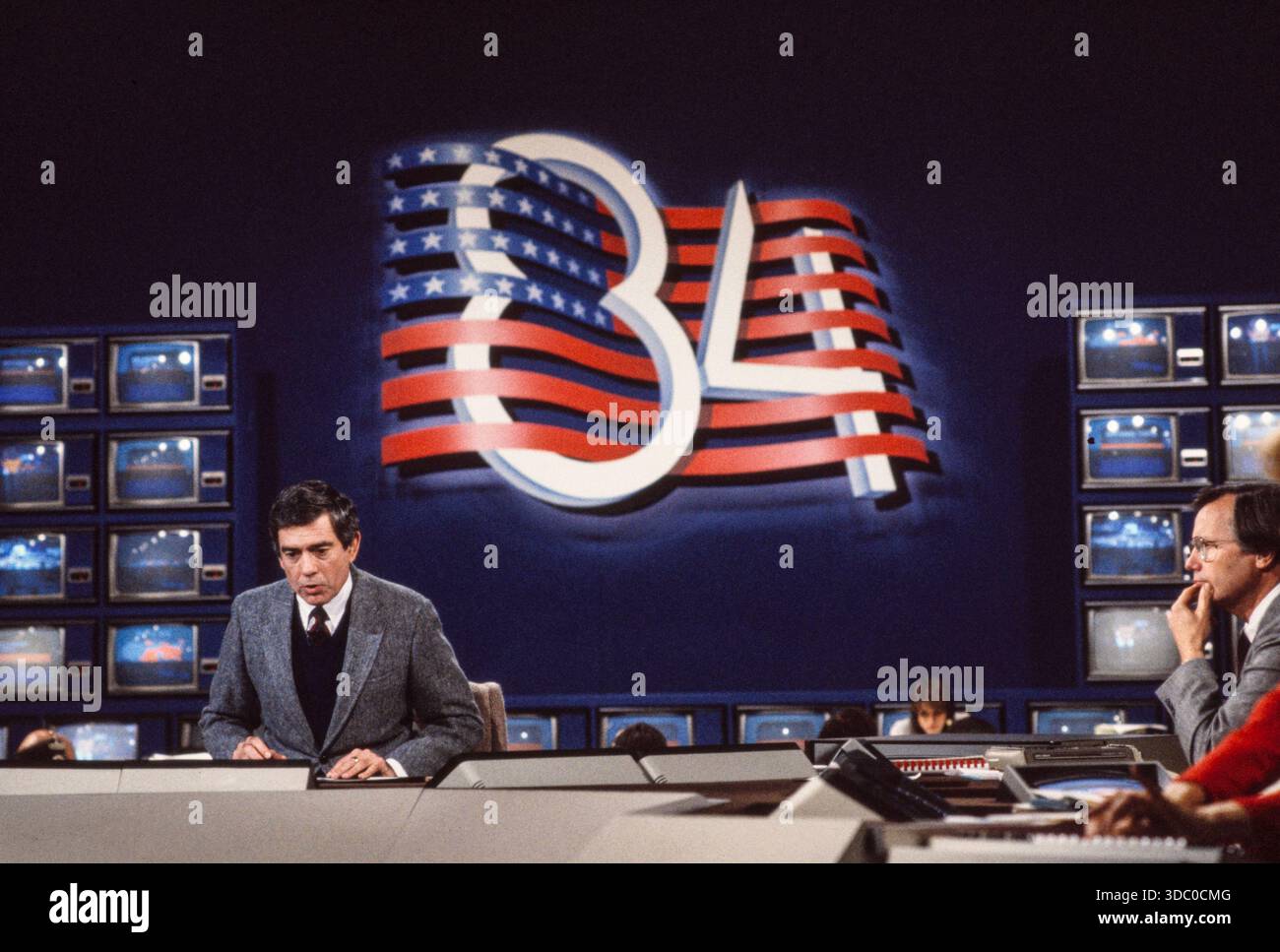 Television vietnam war hi-res stock photography and images - Alamy