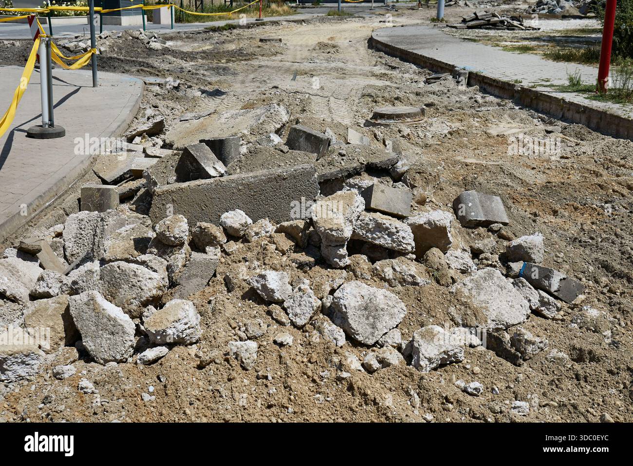 Construction site debris pile hi-res stock photography and images - Alamy