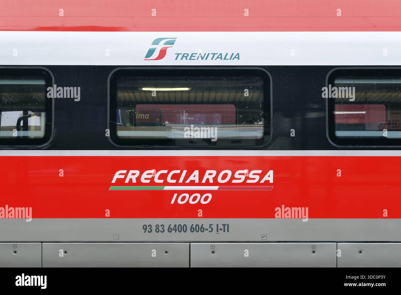 Freccia Rossa, Tren Italia, red arrow, high-speed train of the Italian ...