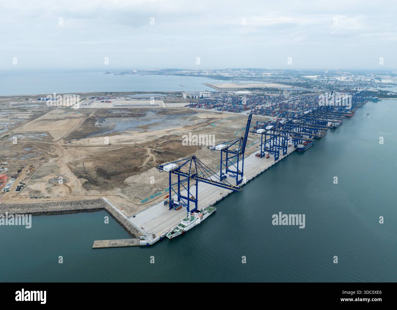**CHINESE MAINLAND, HONG KONG, MACAU AND TAIWAN OUT** Aerial photo ...