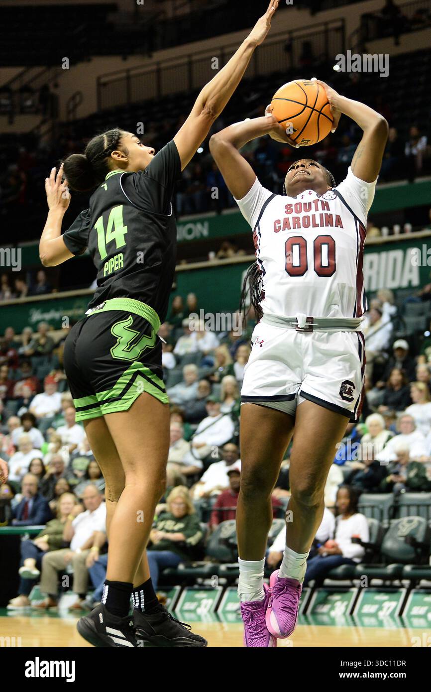 South Carolina's Ta'Niya Latson (00) shoots around University of South ...