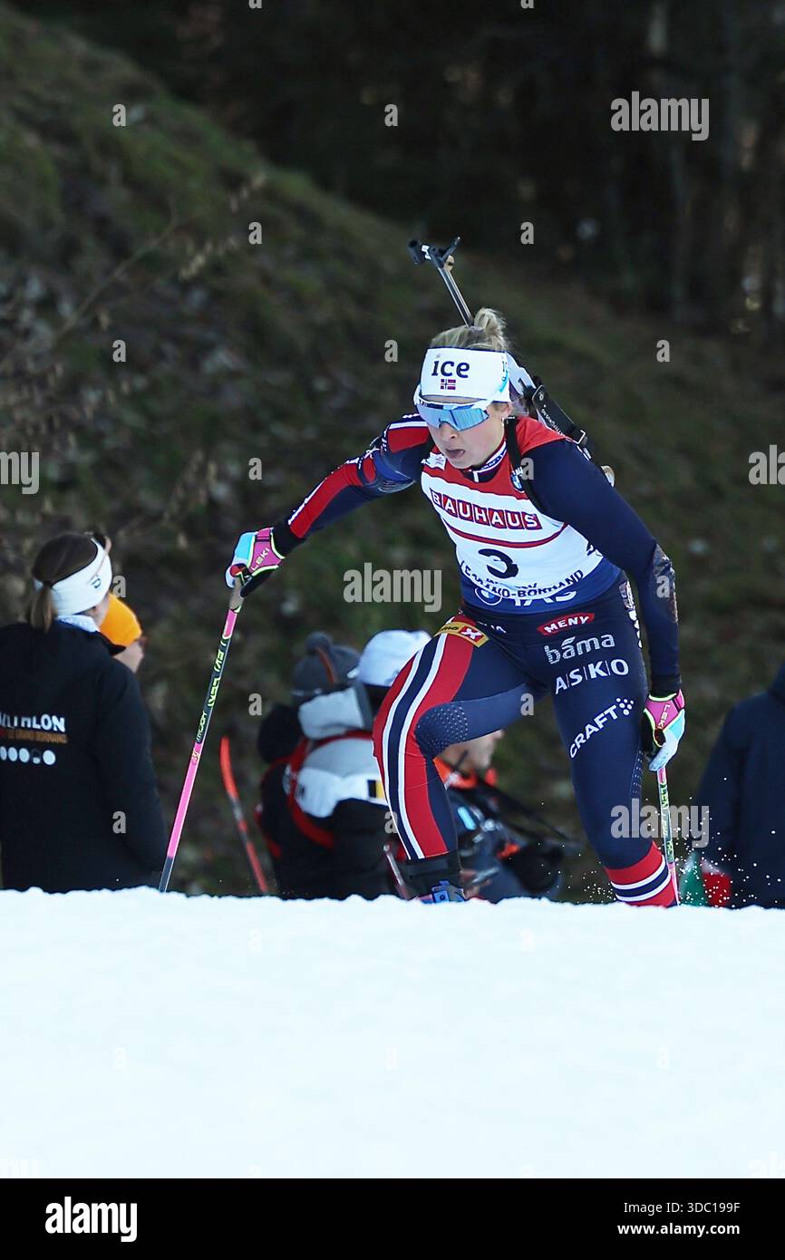 Ingrid Landmark Tandrevold (Norway), Women 7,5 Km Sprint during the BMW ...