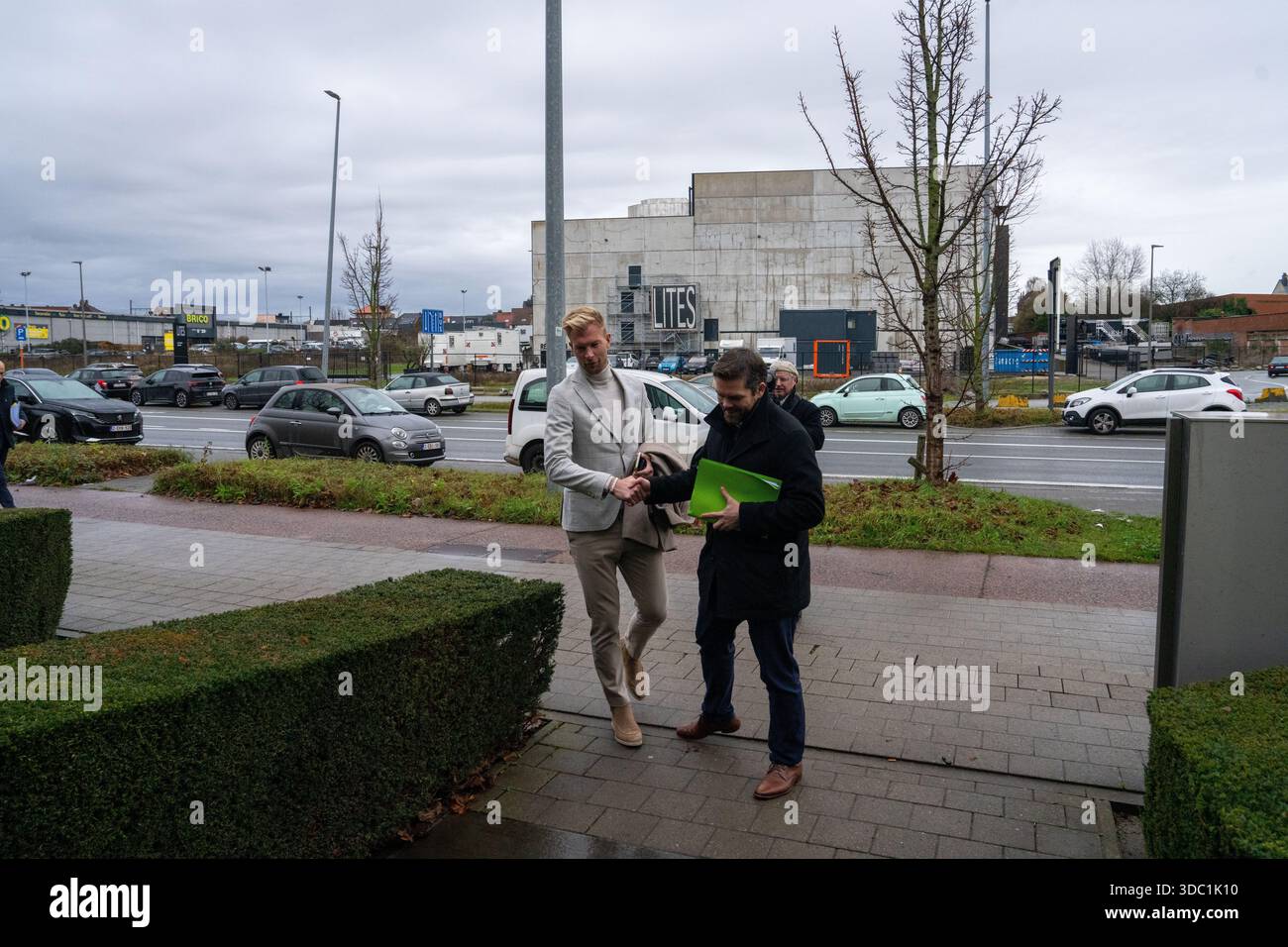 Ruben Van Gucht and his lawyer Stijn Van Schel arrive for a hearing of the Vilvoorde police ...