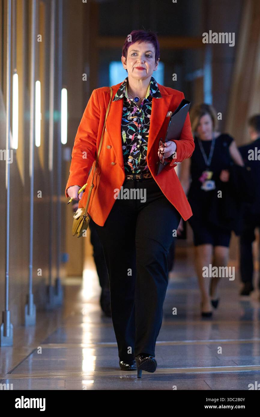 Angela constance 2025 hi-res stock photography and images - Alamy