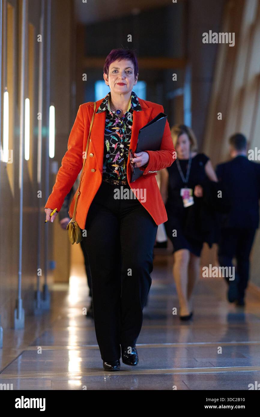 Angela constance 2025 hi-res stock photography and images - Alamy