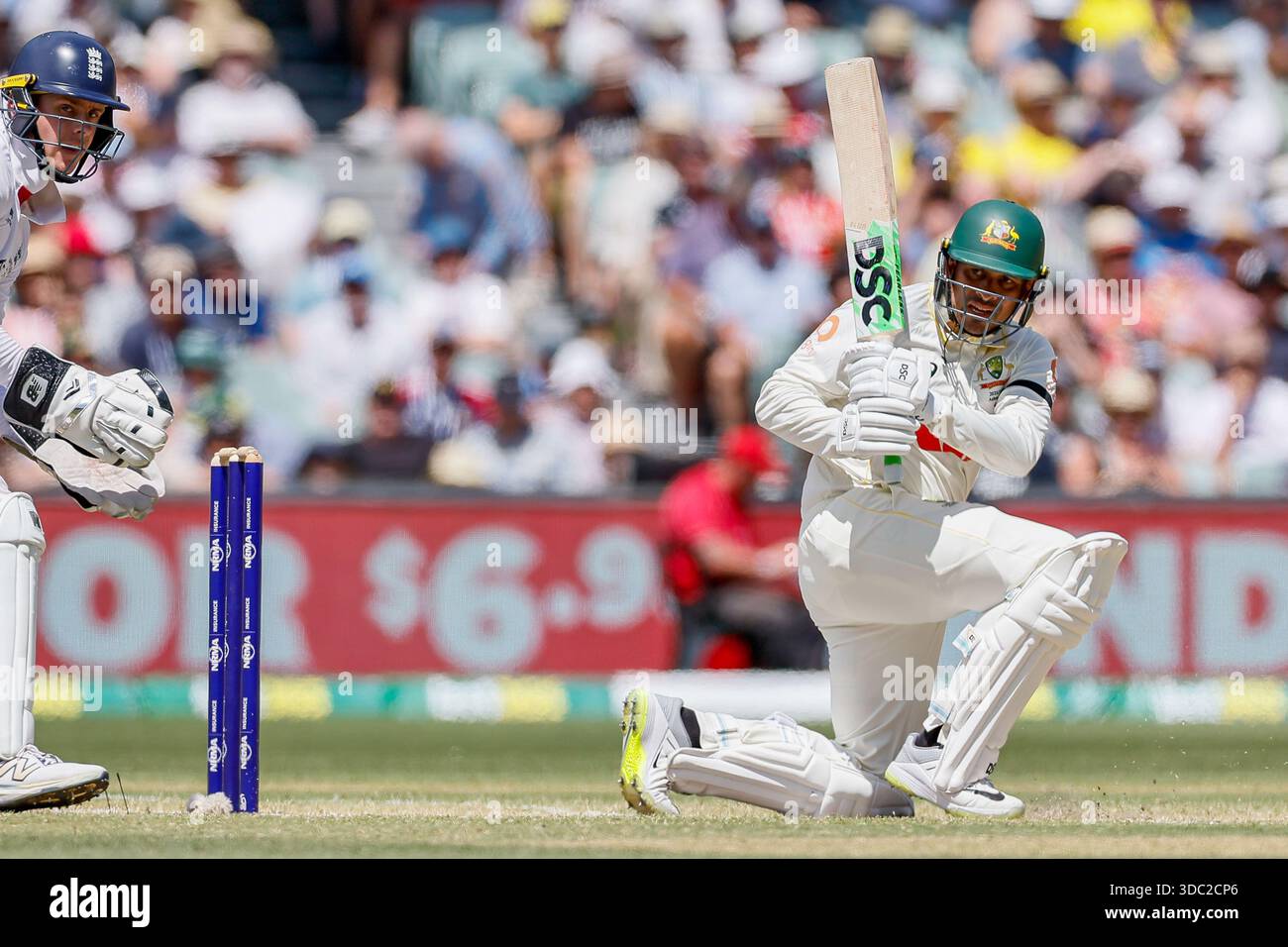 Ashes 2025 england ball hi-res stock photography and images - Alamy