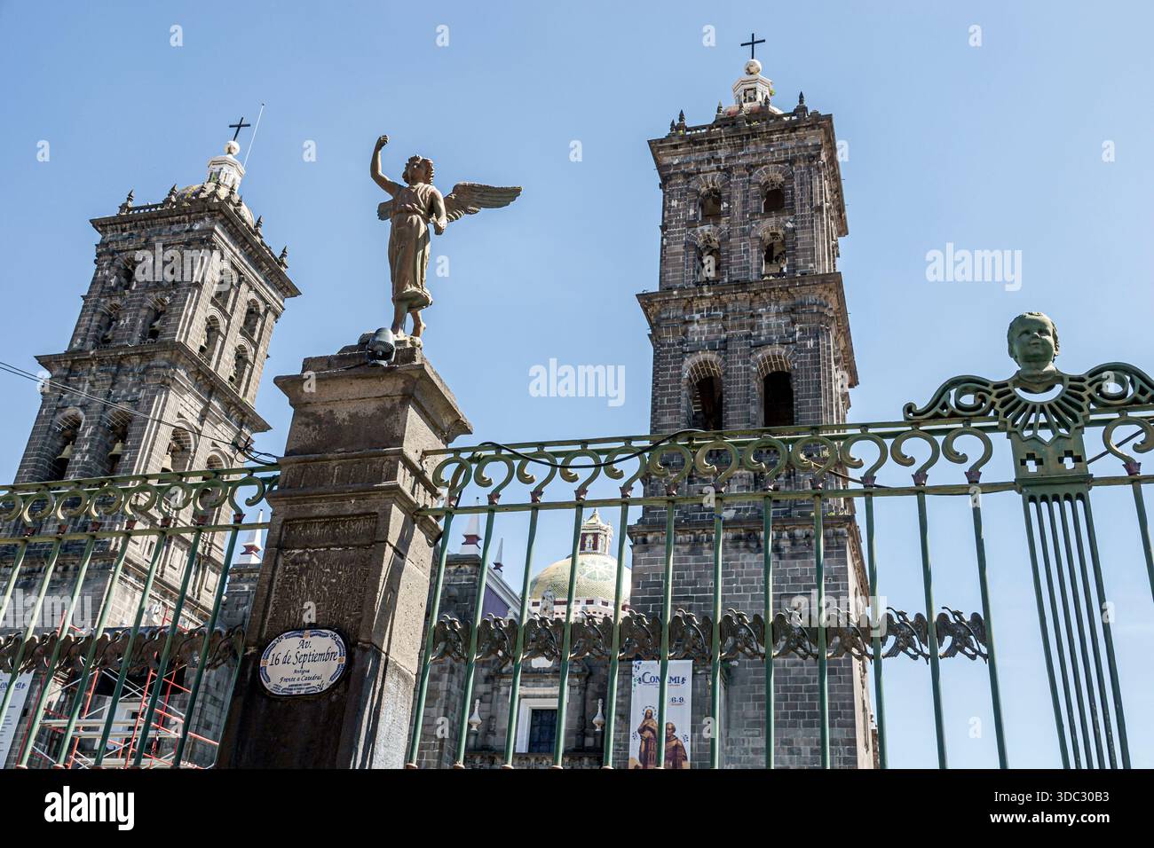 Catedral basilica de puebla cathedral towers hi-res stock photography ...