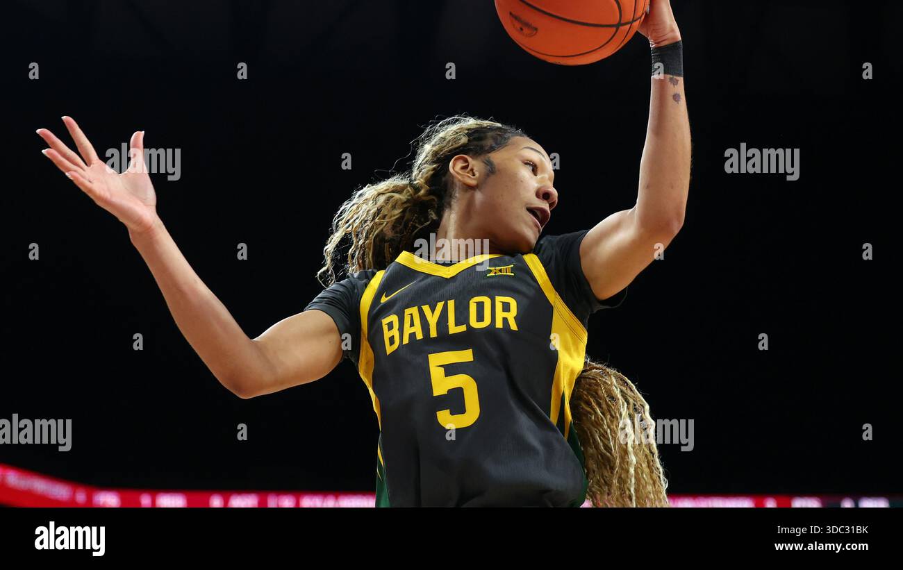Baylor forward Darianna Littlepage-Buggs (5) pulls down a rebound ...