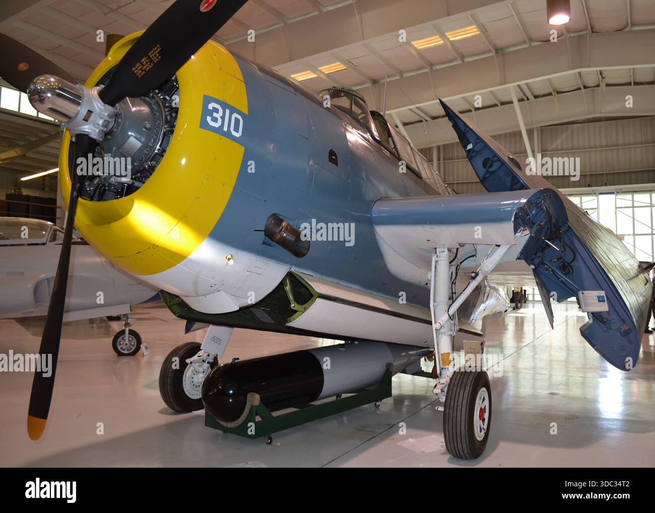 Contract for tpm mar 1942 hi-res stock photography and images - Alamy