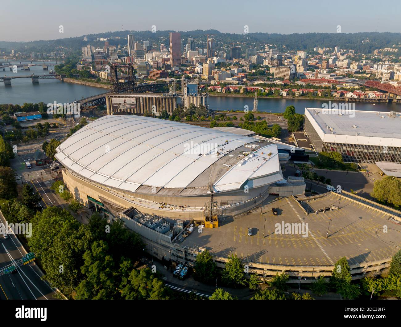 Trail blazers nba hi-res stock photography and images - Alamy