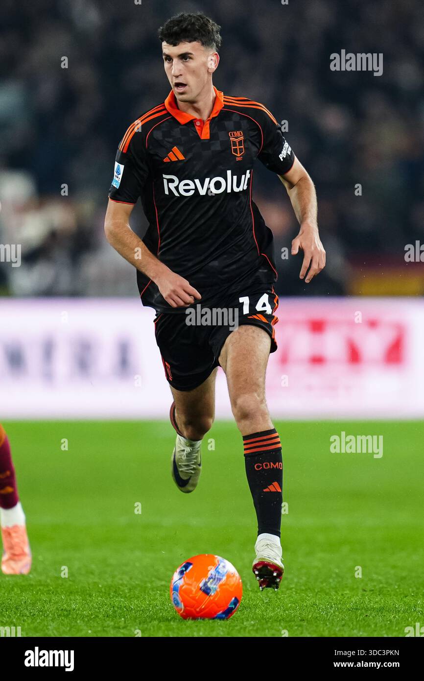 Jacobo Ramon of Como 1907 in action during the Serie A Enilive match ...