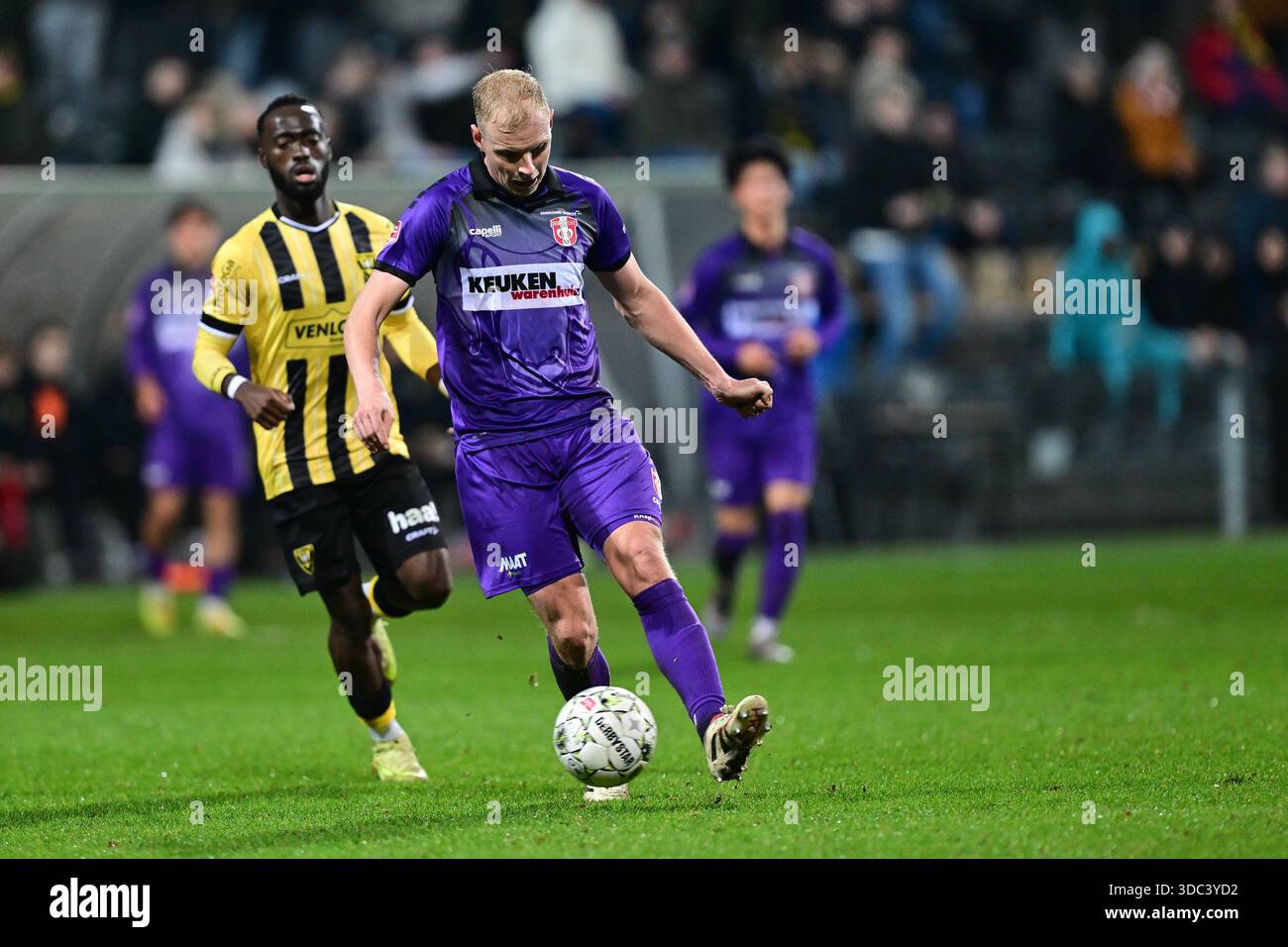 VENLO, 19-11-2025, Seacon Stadium - De Koel , season 2025 / 2026 ...
