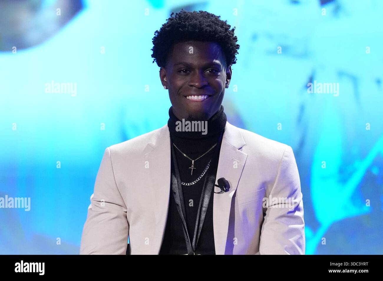 Ja'Kobe Tharp of Auburn during the Bowerman Award Presentation at the ...