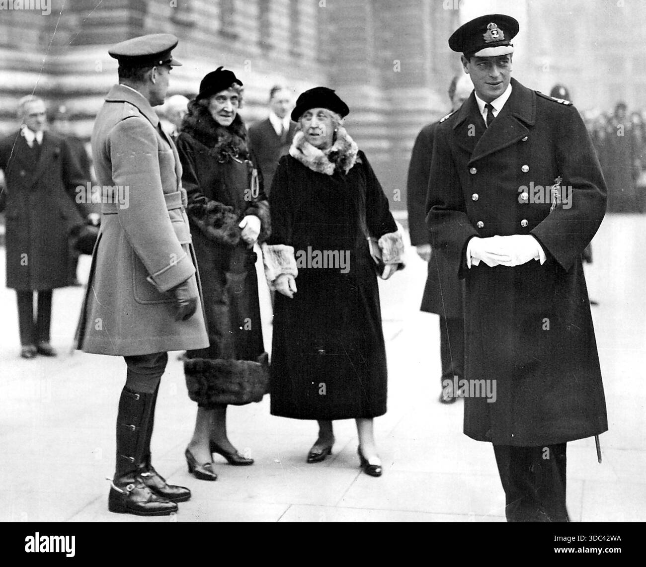Remembrance Day - Prince George with Prince Arthur of Connaught and ...