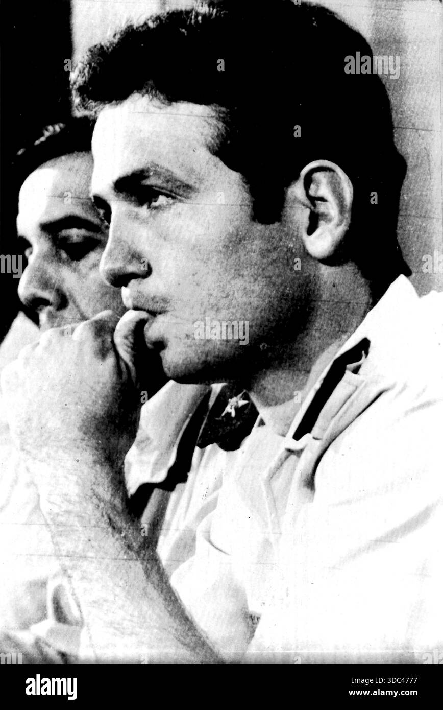 Gives news conference Black and White Stock Photos & Images - Alamy