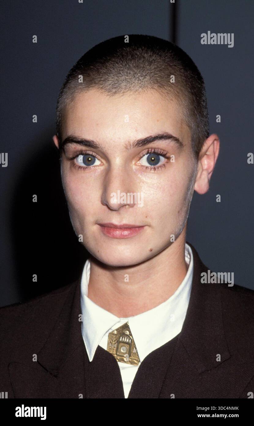 Skinhead hi-res stock photography and images - Alamy