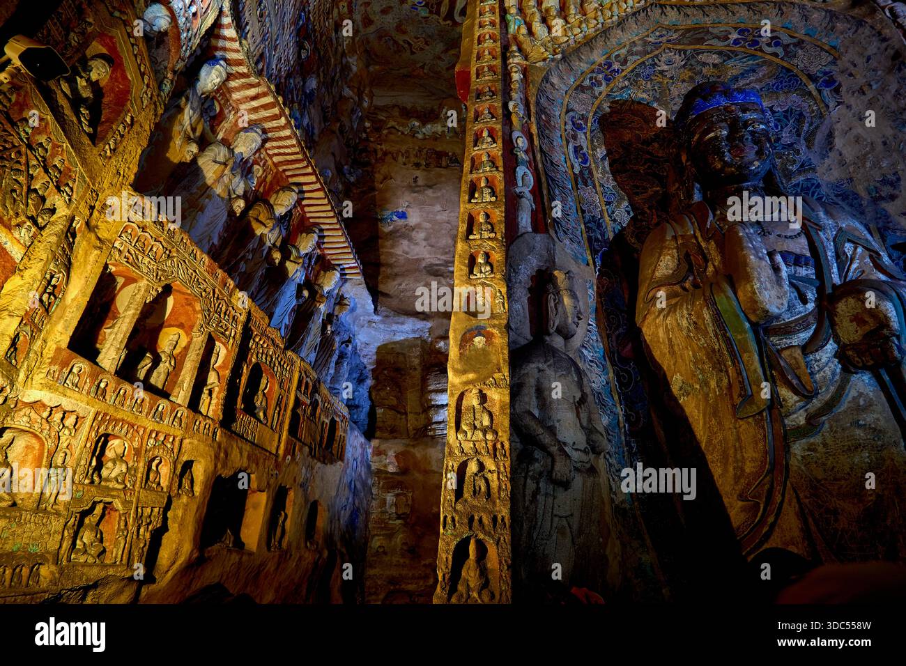 Buddhist sculptures in rock hi-res stock photography and images - Alamy