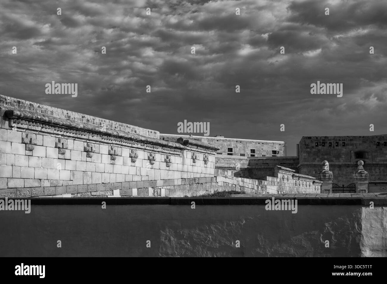Historic town fortifications battlements Black and White Stock Photos ...
