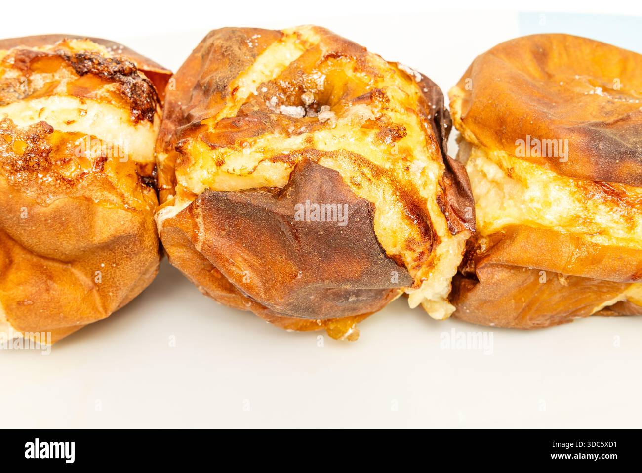 apple, of the Reineta variety, roasted in an air fryer Stock Photo - Alamy