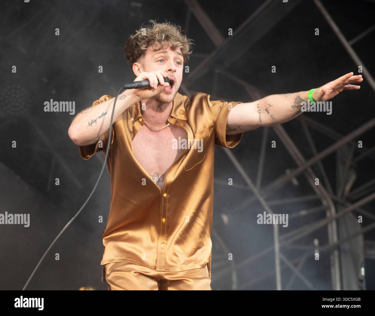 TOM GRENNAN at the Big Feastival 2021 on Alex James Cotswolds farm ...